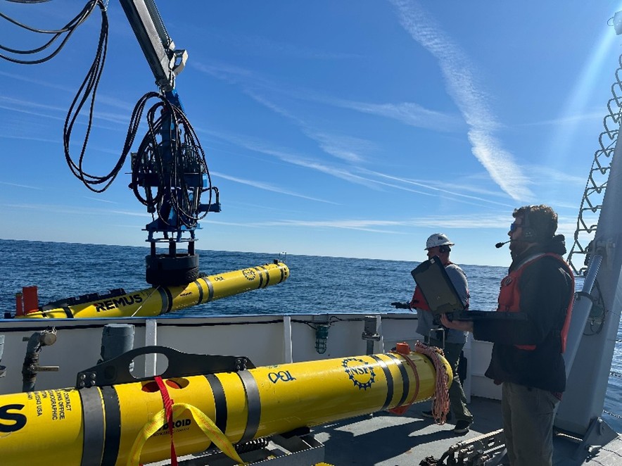 Successful Underwater Surveys in the Mid-Atlantic Bight: OOI Team ...